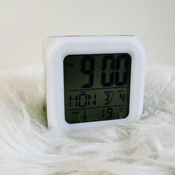 Nintendo | Other | Super Mario Brothers Alarm Clock Cube Mario Yoshi ...